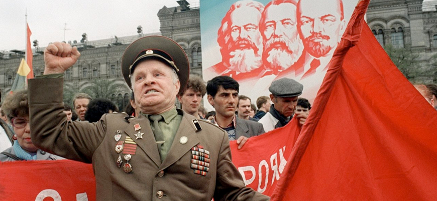 Anket: Rusya'da Sovyet dönemi yönetim şeklini geri isteyenlerin oranı ...